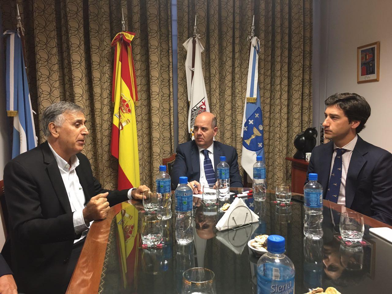 Ramón Moreno Bustos mantiene una reunión con el presidente de la Obra ...